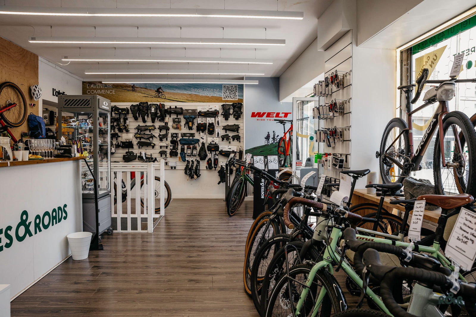 LOCATION DE VÉLOS GRAVEL ET ÉLECTRIQUES À PARIS – Routes&Roads